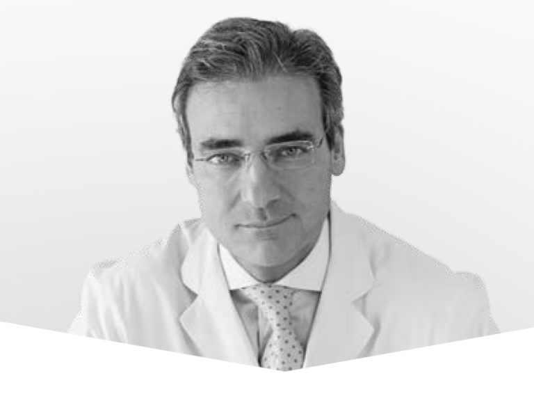 Injections à base d’acide hyaluronique réticulé pour hydrater et ...